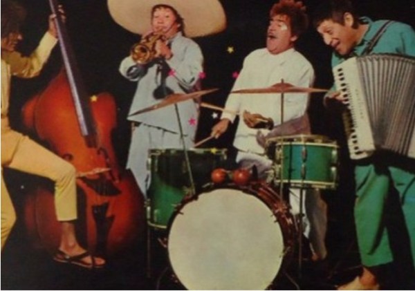 Los Xochimilcas, adelantados a su época y hoy en día grupo de culto ...